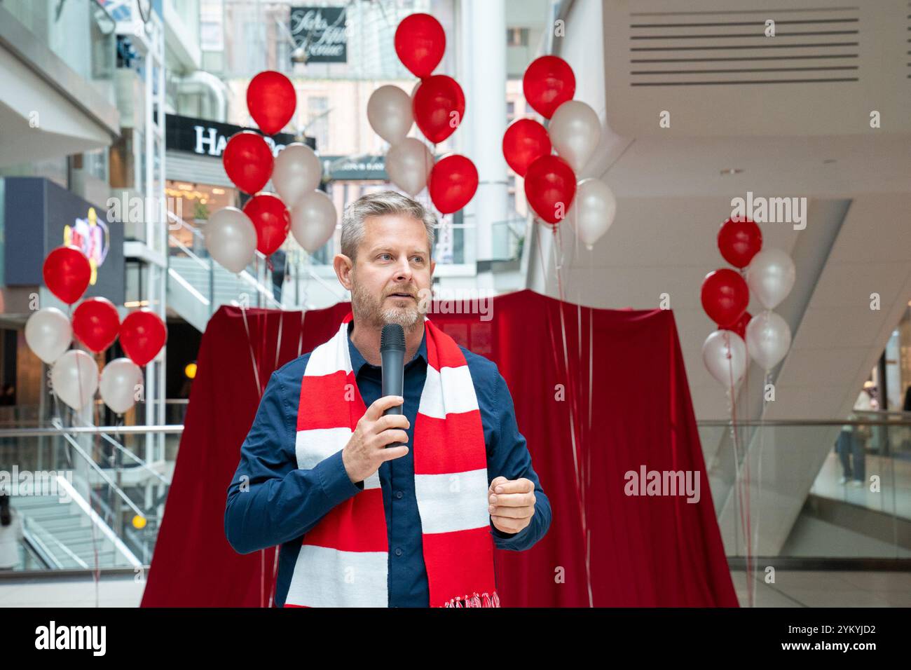 Neil hetherington hi-res stock photography and images - Alamy