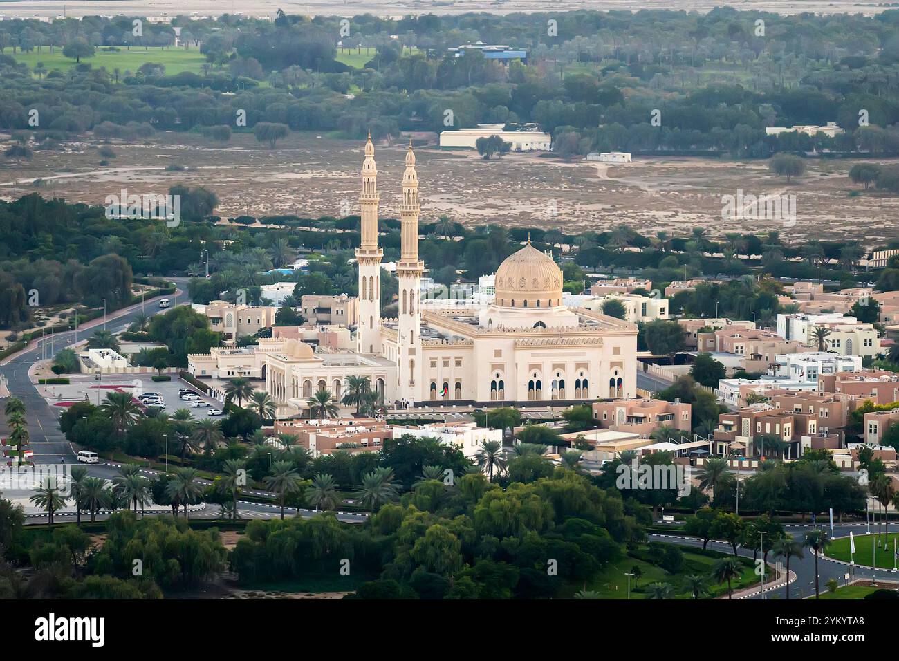 Al rashid mosque hi-res stock photography and images - Alamy