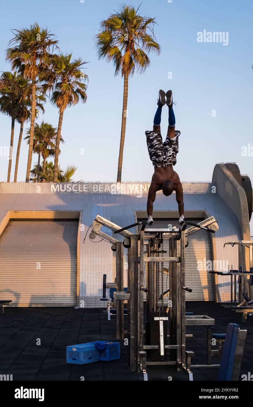 Los Angeles, USA. 5th Jul, 2024. Muscle Beach Venice Boardwalk Stock ...