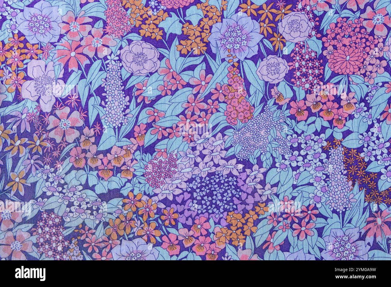 Floral printed cotton fabric hi-res stock photography and images - Alamy