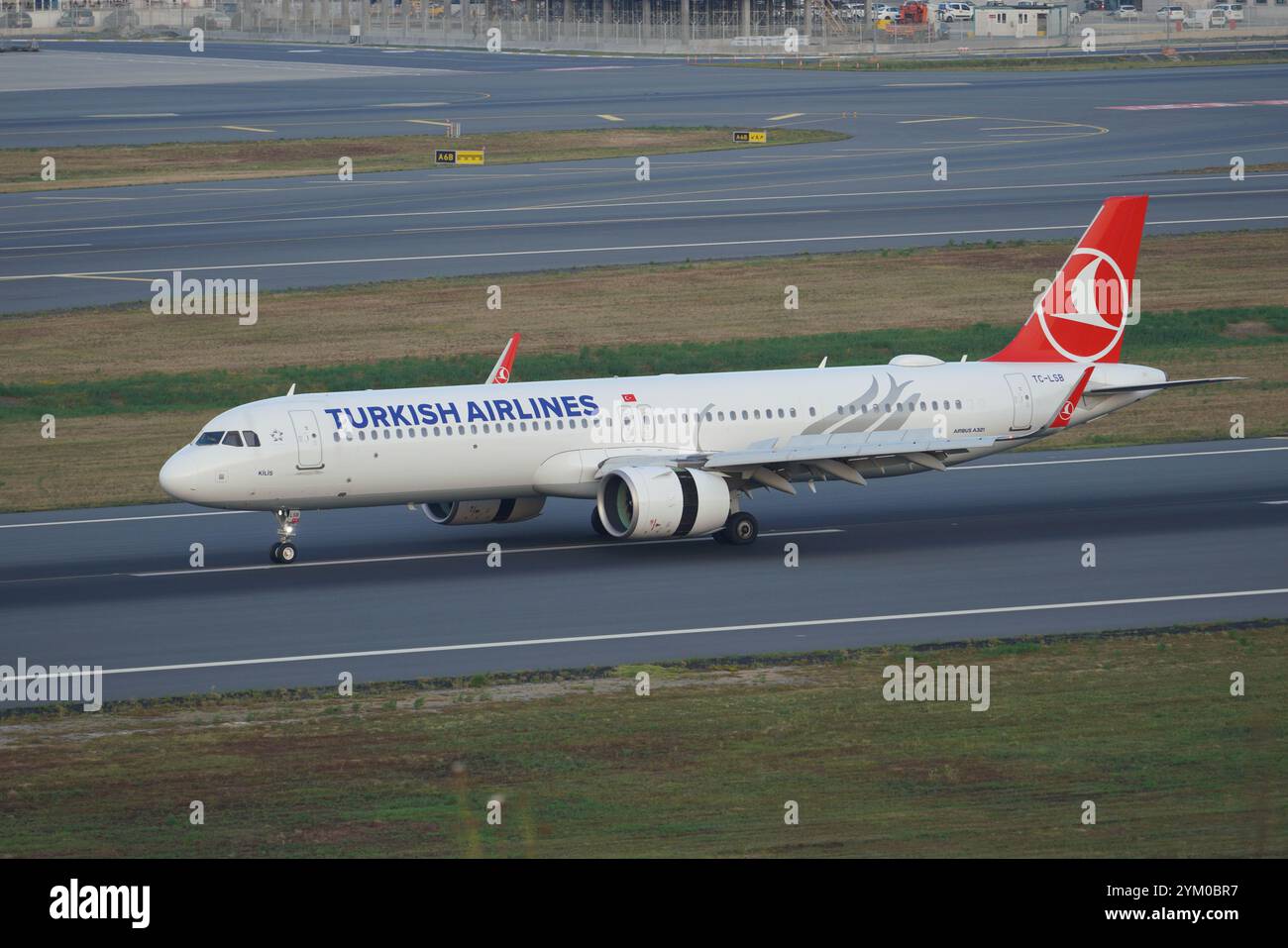 ISTANBUL, TURKIYE - JUNE 21, 2023: Turkish Airlines Airbus A321-271NX (8257) landing to Istanbul ...
