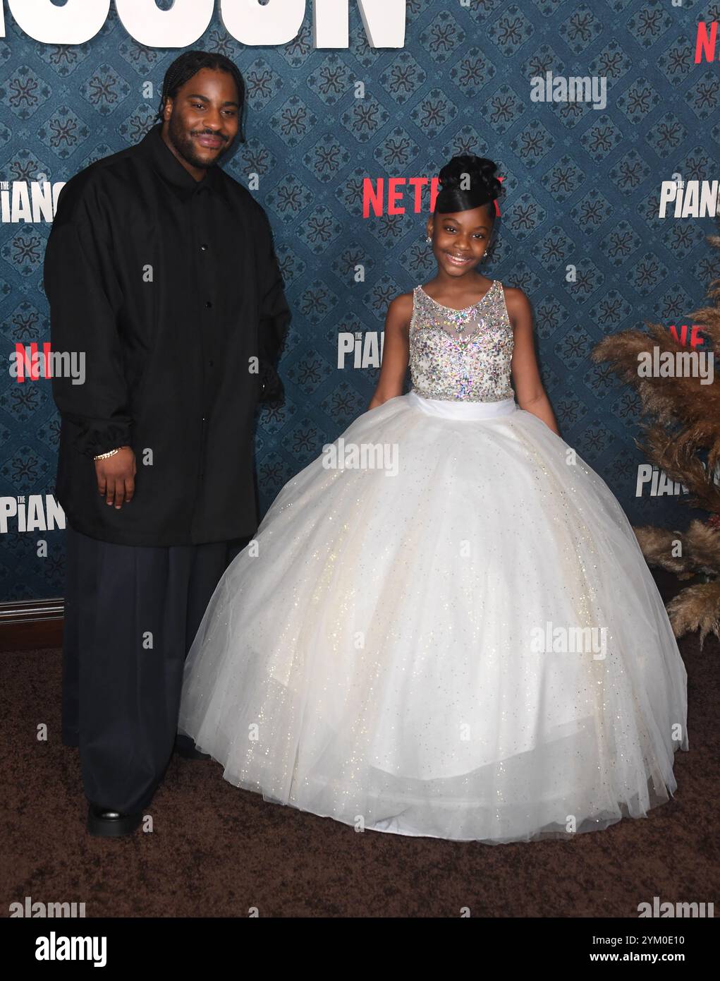 Hollywood, USA. 19th Nov, 2024. Malcolm Washington and Skylar Aleece ...