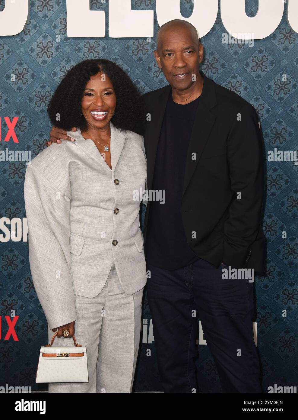 Hollywood, USA. 19th Nov, 2024. Pauletta Washington and Denzel ...