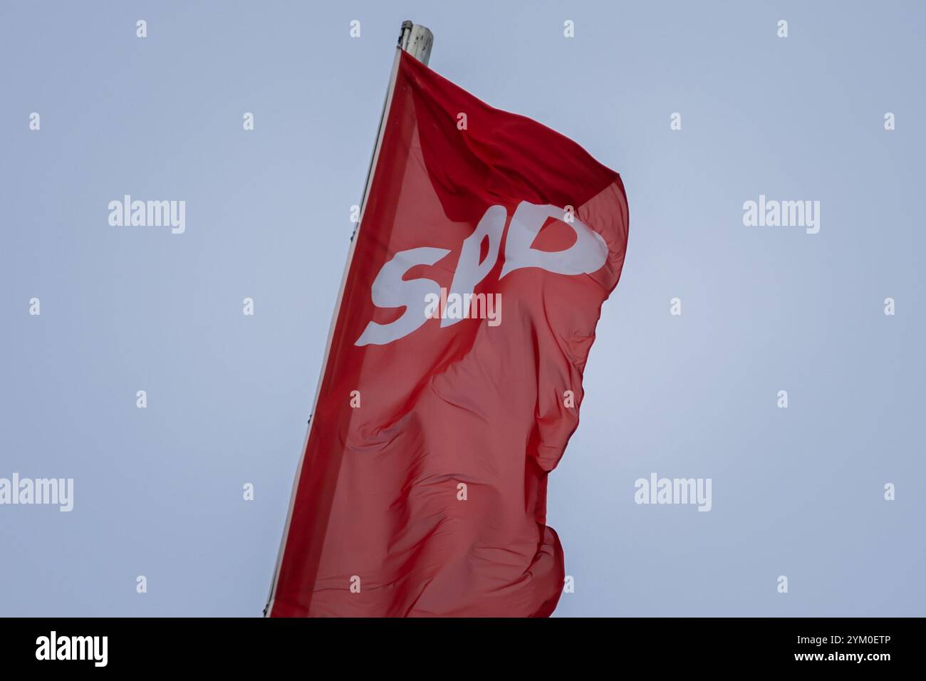 Berlin, Germany. 20th Nov, 2024. The SPD flag on the Willy Brandt House ...