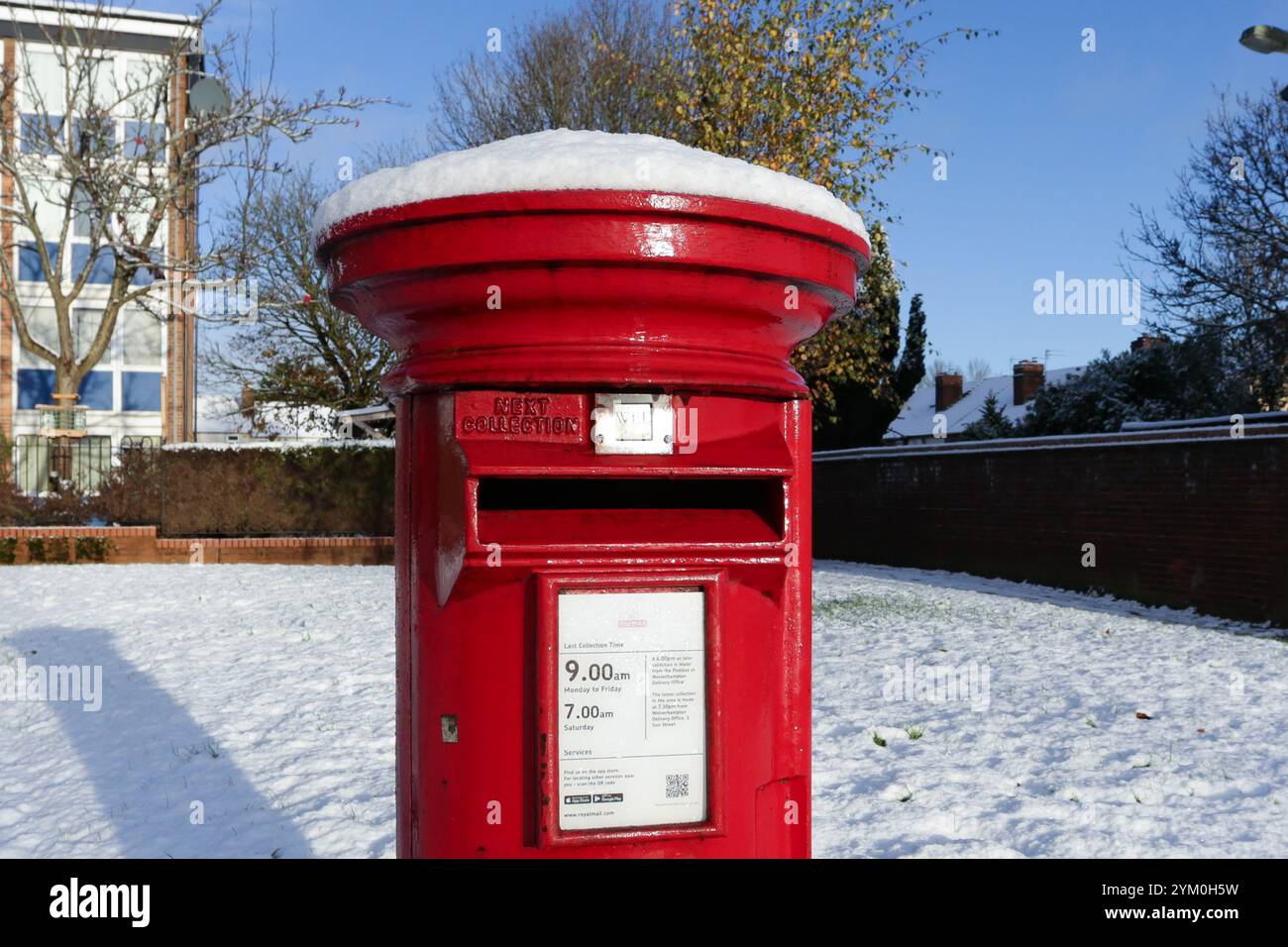 Fallings hi-res stock photography and images - Alamy