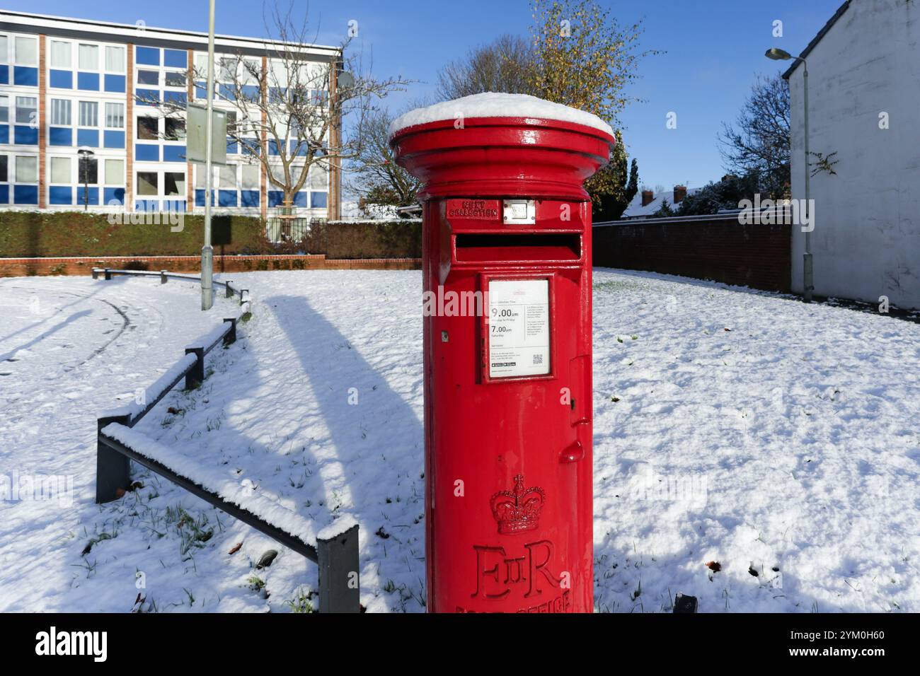 Fallings hi-res stock photography and images - Alamy