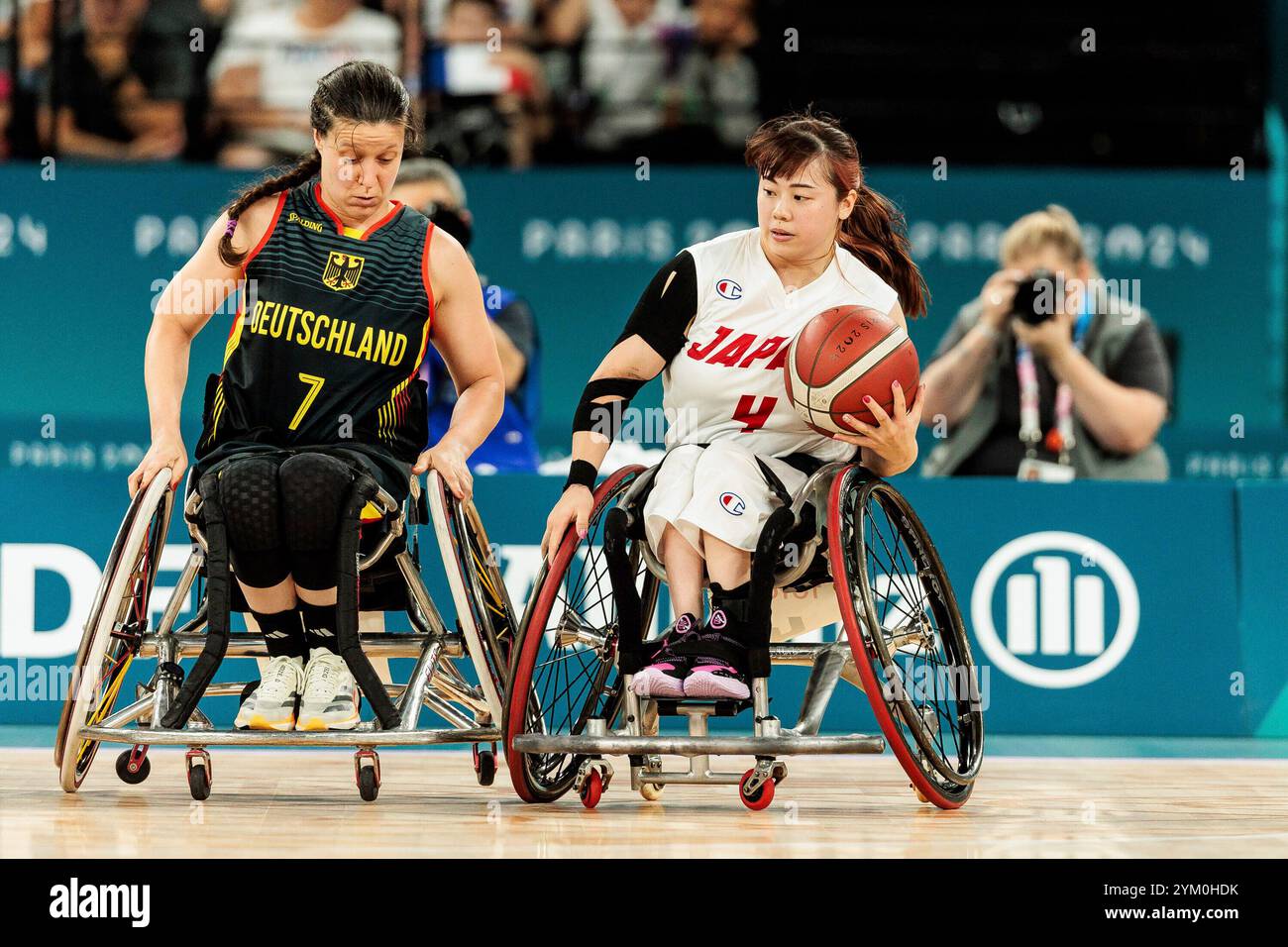 PARIS, FRANKREICH 01. September - Rollstuhlbasketball Japan ...
