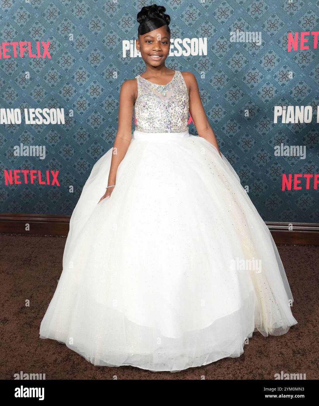 Los Angeles, USA. 19th Nov, 2024. Skylar Aleece Smith arrives at ...