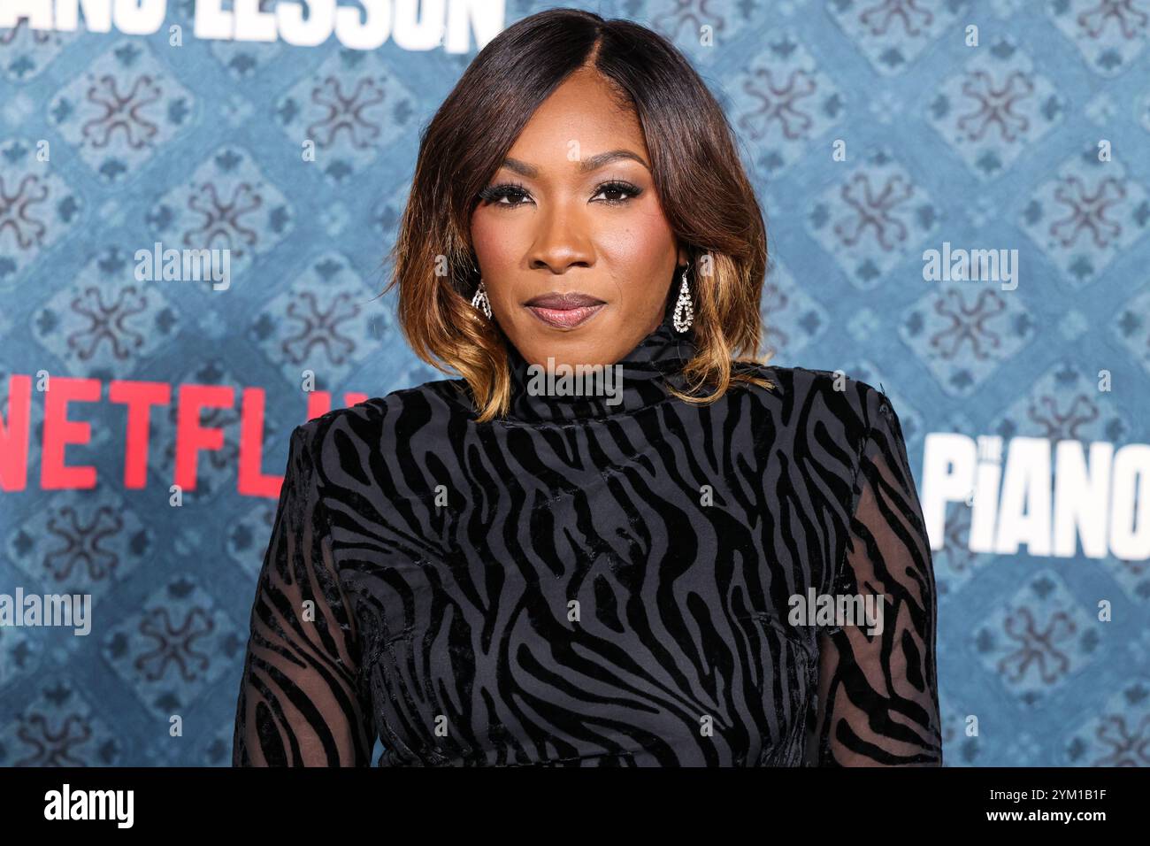 HOLLYWOOD, LOS ANGELES, CALIFORNIA, USA - NOVEMBER 19: Dacia James ...