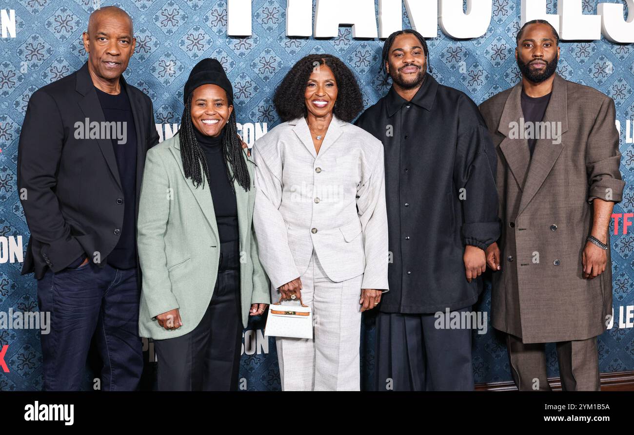 HOLLYWOOD, LOS ANGELES, CALIFORNIA, USA - NOVEMBER 19: Denzel ...