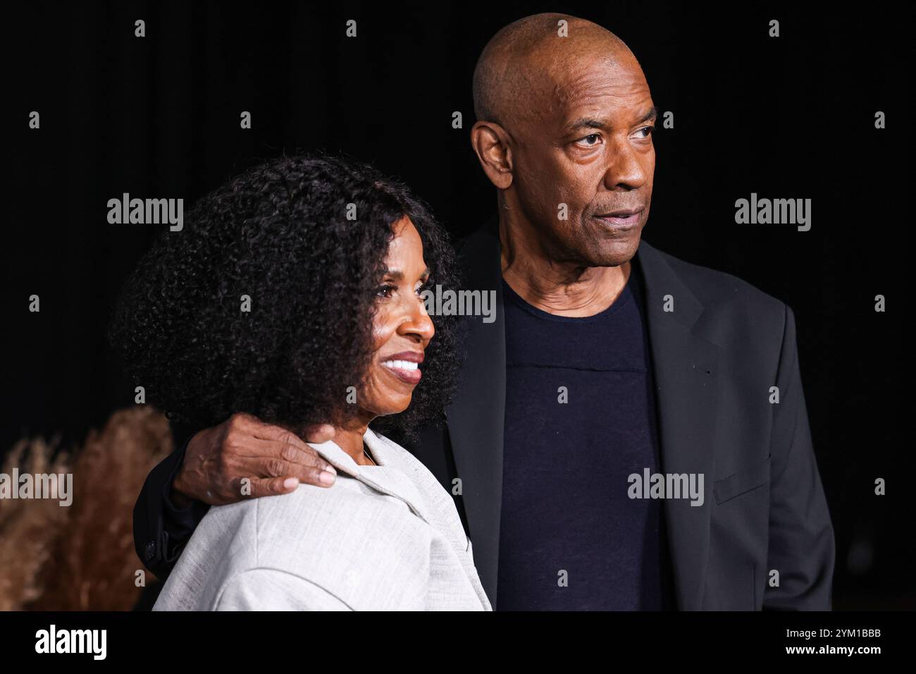 HOLLYWOOD, LOS ANGELES, CALIFORNIA, USA - NOVEMBER 19: Pauletta ...