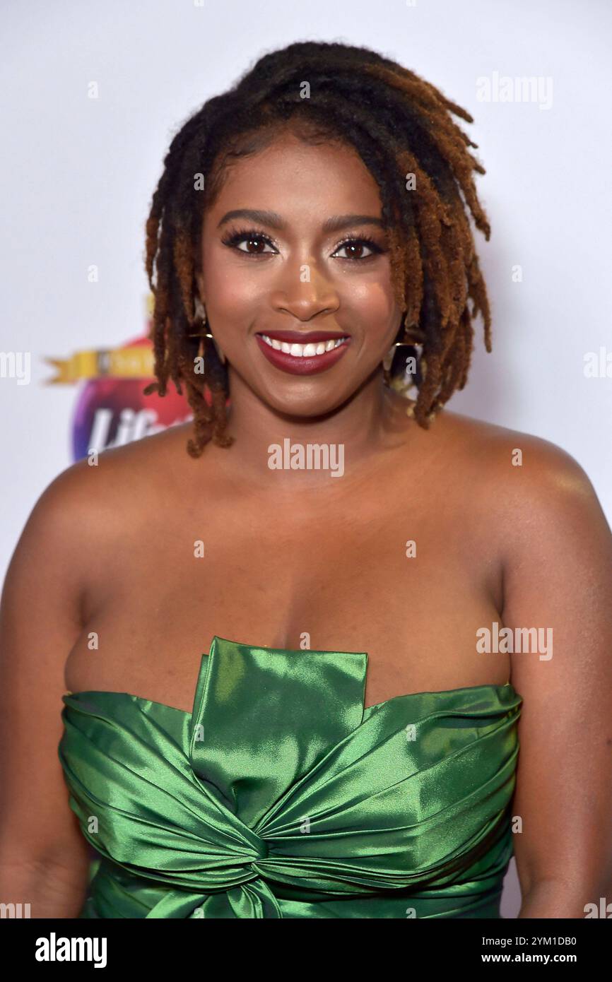 Faith Wright beim It s A Wonderful Lifetime 2024 Holiday Event im E.P ...