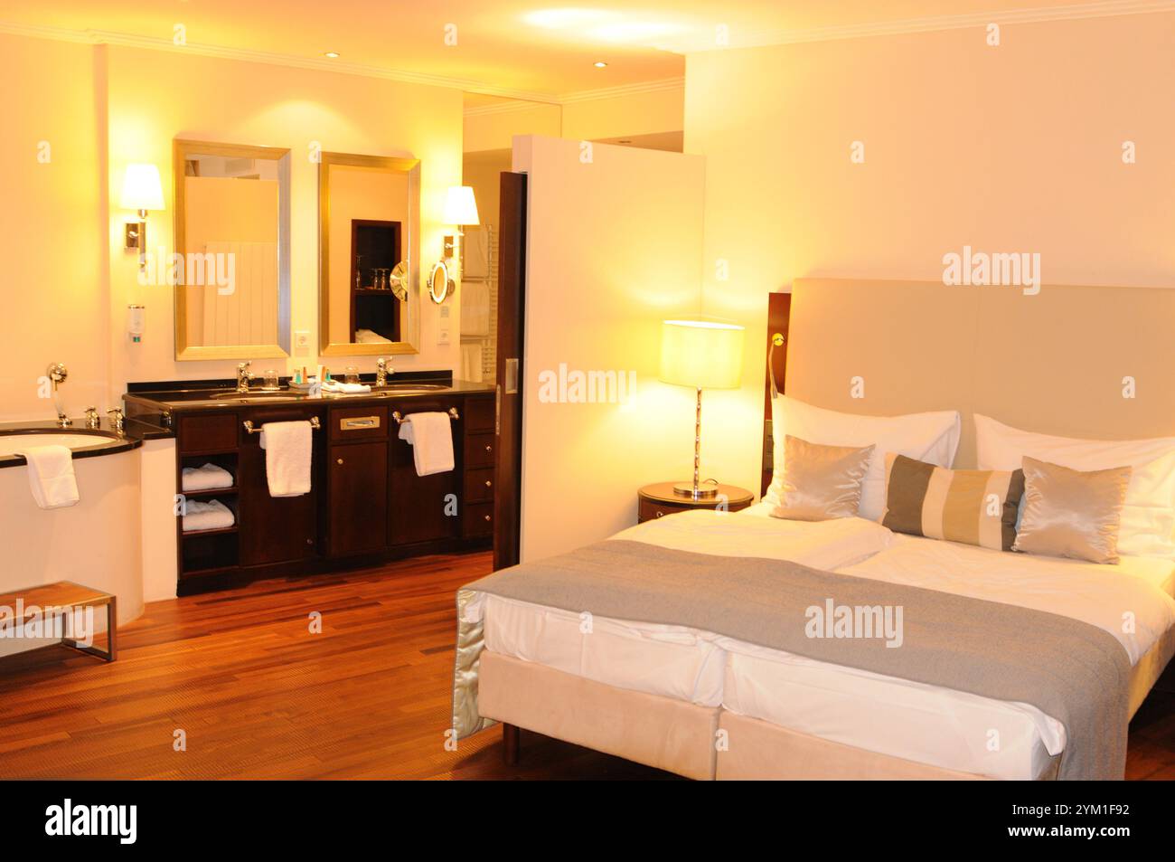 Hotel schloss lebenberg hi-res stock photography and images - Alamy