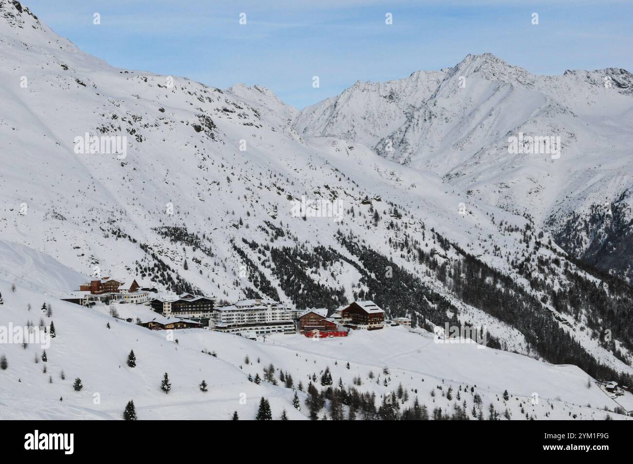 Austrian Alps: Mountain restaurant and Hotel above Sölden village Stock ...