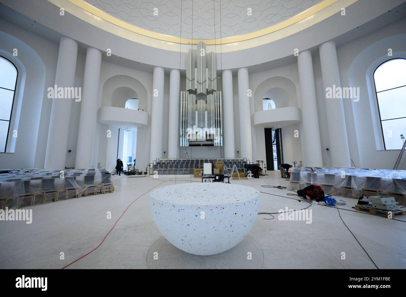 PRODUCTION - 20 November 2024, Berlin: The redesigned interior of St ...