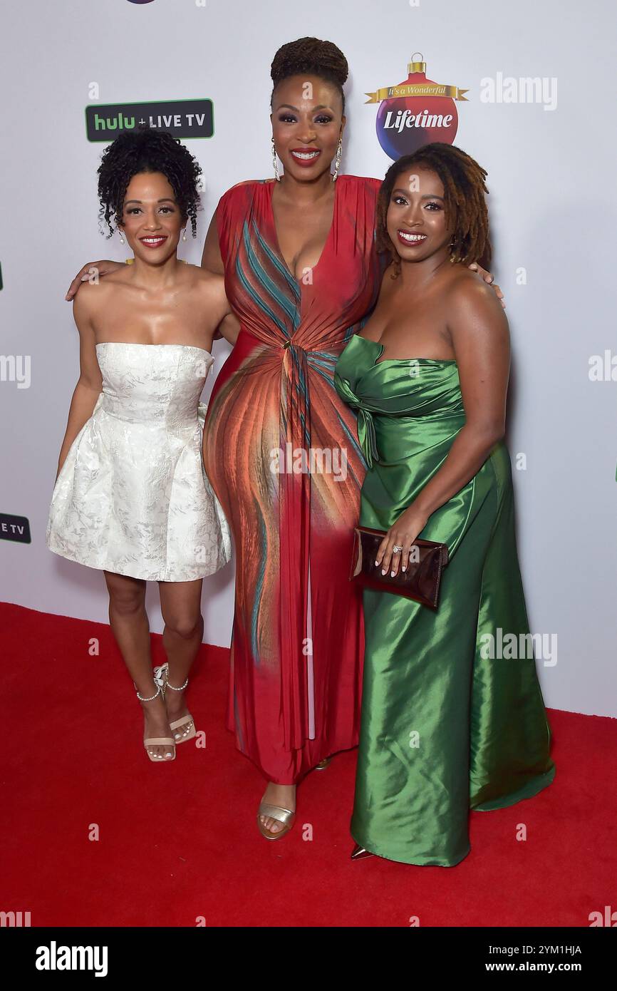 Bethany Brown, Lisa Berry und Faith Wright beim 'It's A Wonderful ...