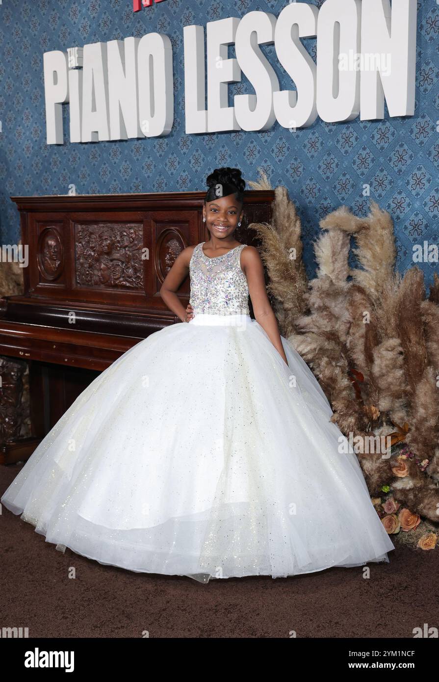 Los Angeles, Ca. 19th Nov, 2024. Skylar Aleece Smith at the LA premiere ...