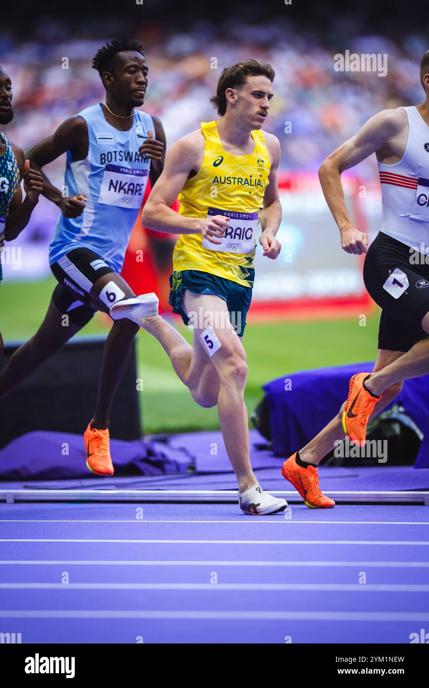 Peyton Craig participating in the 800 meters at the Paris 2024 Olympic ...