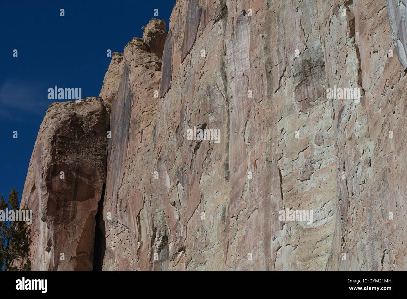 The plateau loop hike at Morro National Monument: probably the best day ...