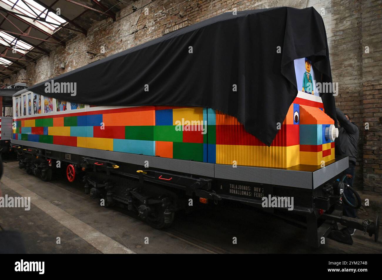 The world's first fixed track LEGO tram, the 'LEGO Vili', made from 1.8 ...