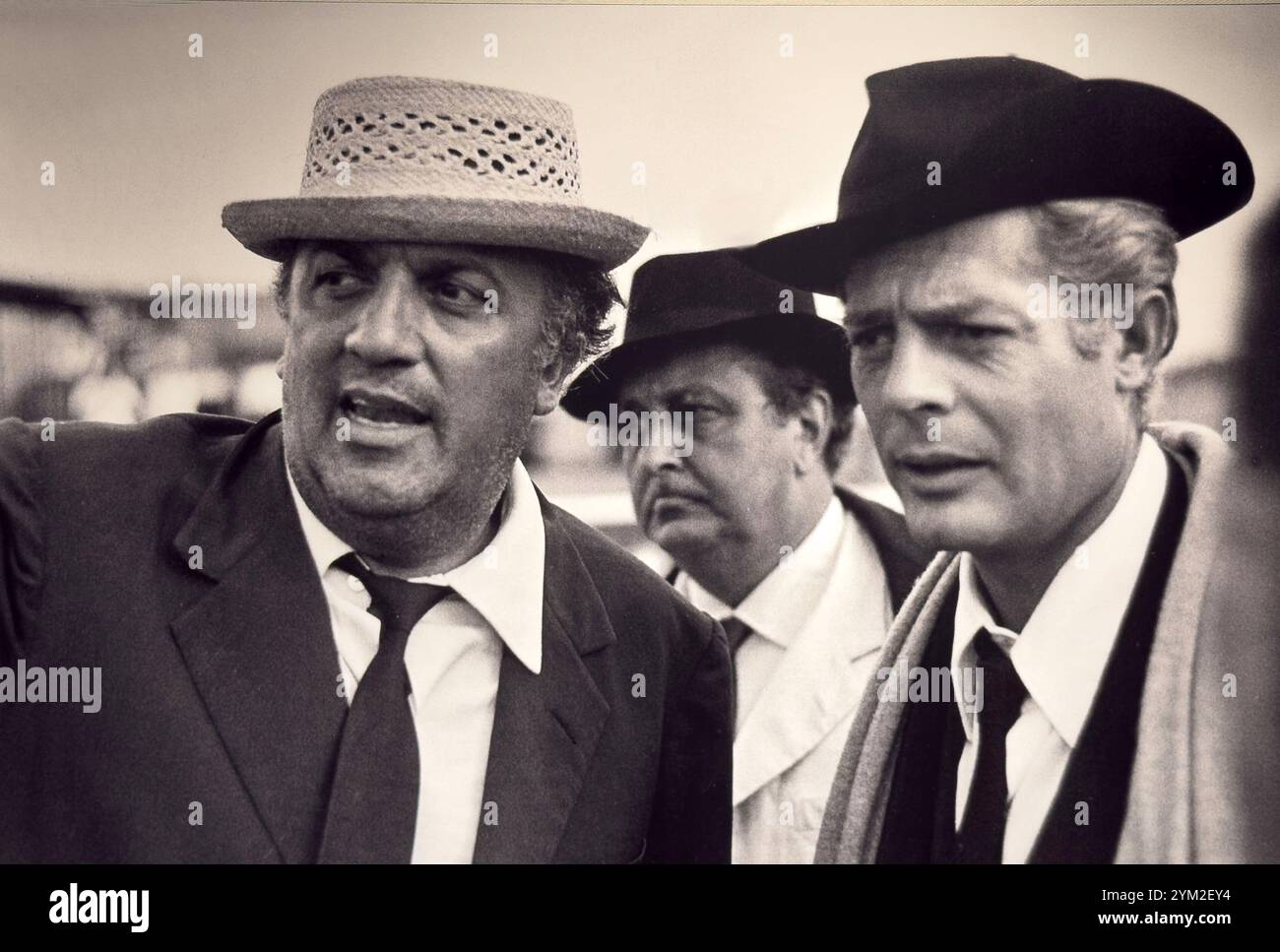 Fellini 8½ hi-res stock photography and images - Alamy