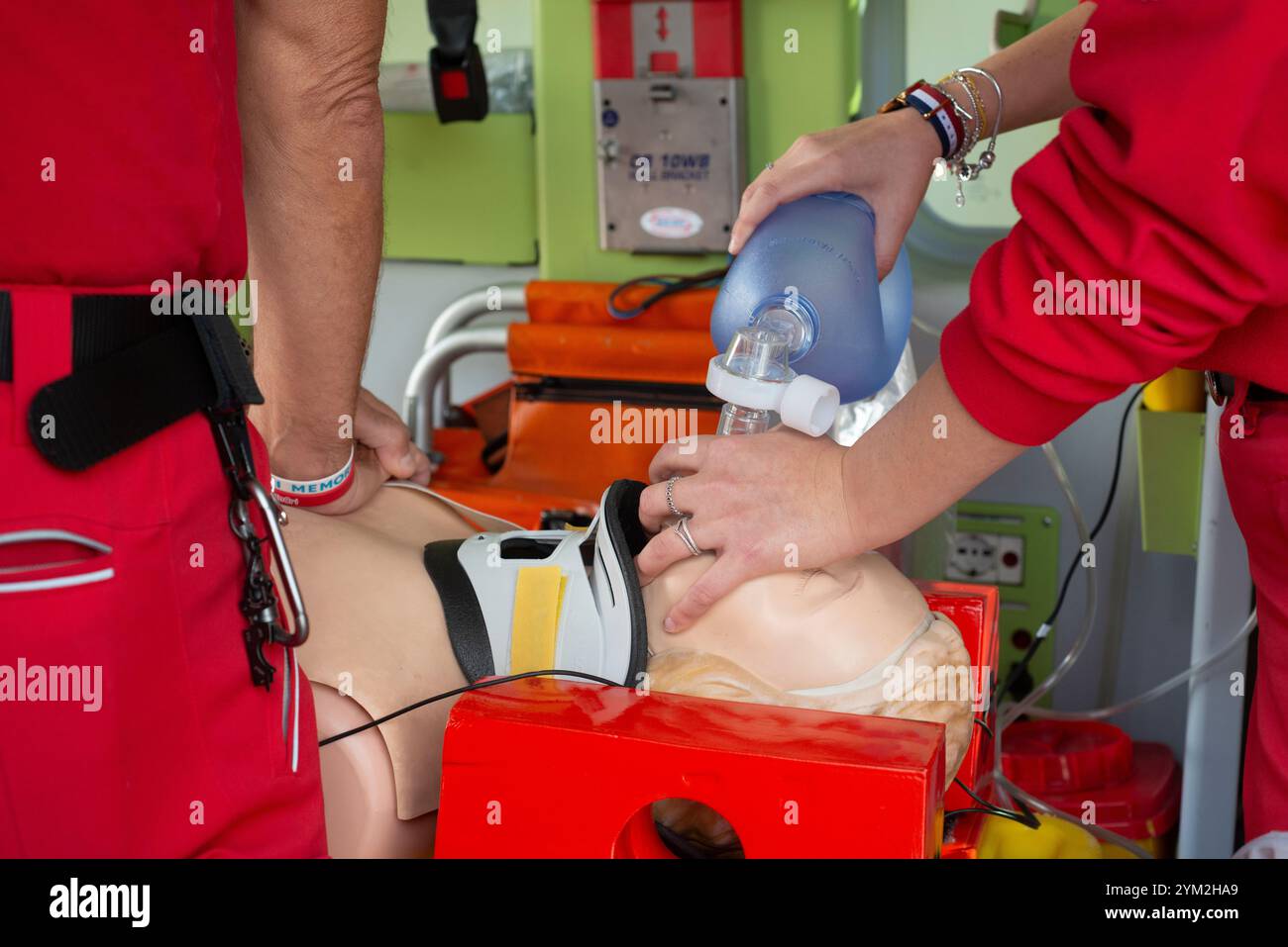 Italy woman lifeguard hi-res stock photography and images - Alamy