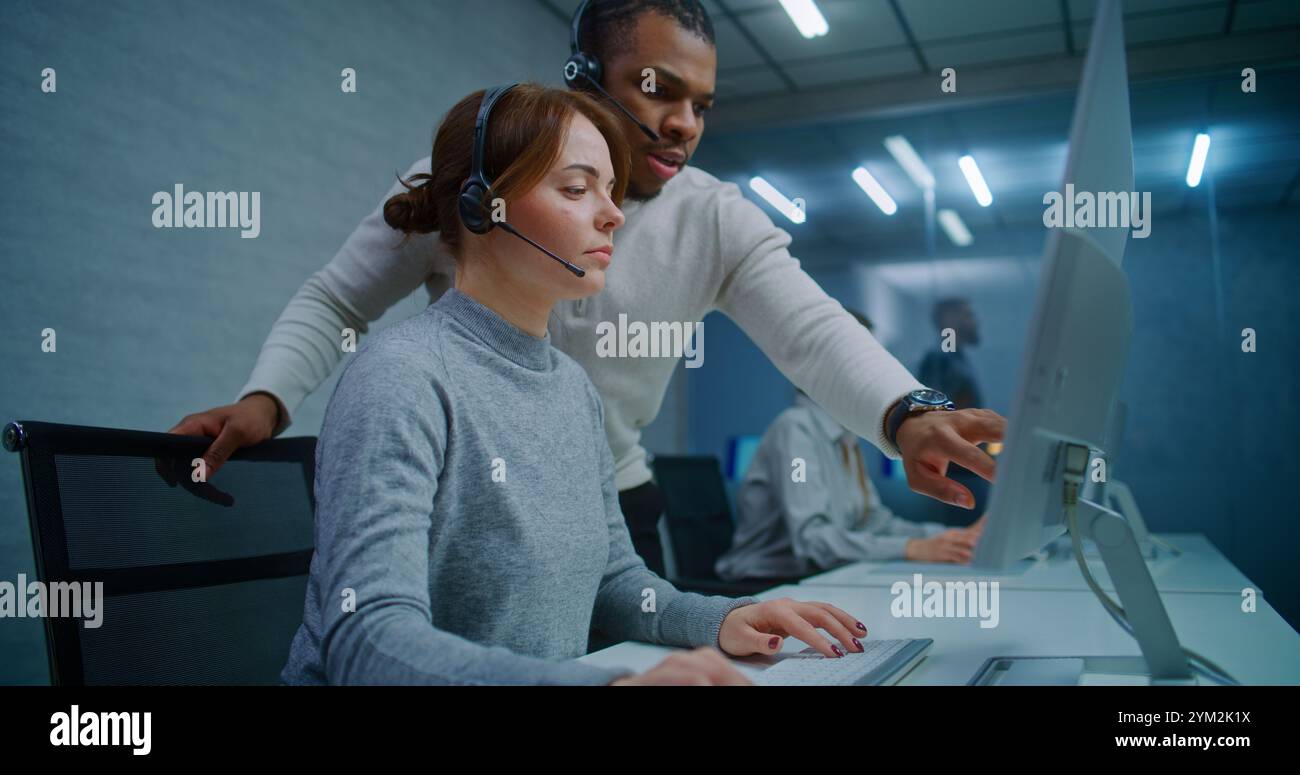 Data center african specialist woman hi-res stock photography and images - Alamy