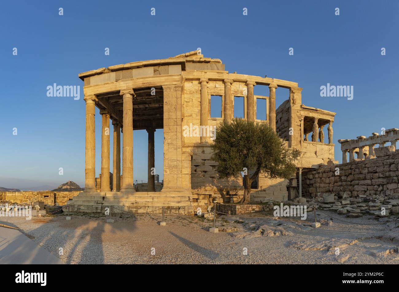Old quarters athens hi-res stock photography and images - Alamy