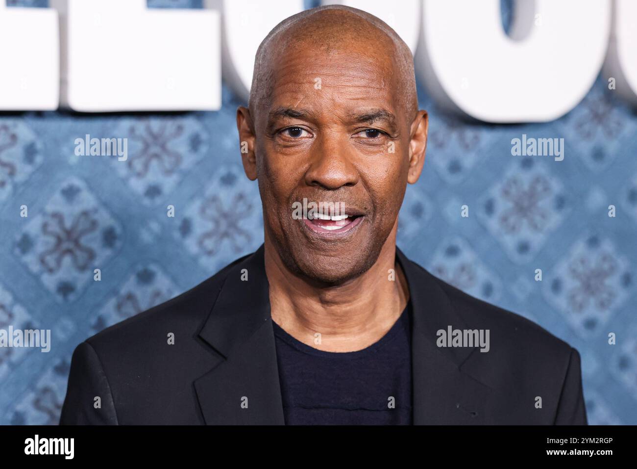 HOLLYWOOD, LOS ANGELES, CALIFORNIA, USA - NOVEMBER 19: Denzel ...
