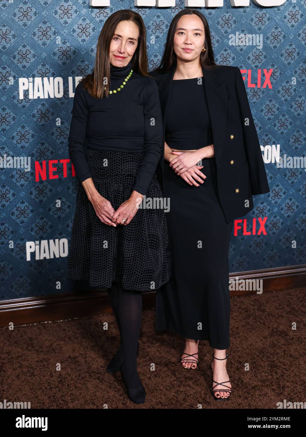 HOLLYWOOD, LOS ANGELES, CALIFORNIA, USA - NOVEMBER 19: Deva Anderson ...