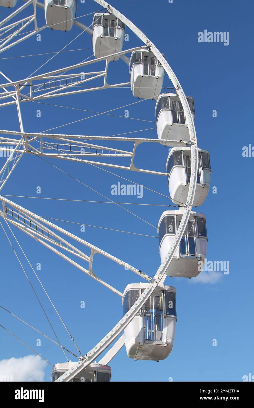 An enclosed carriage hi-res stock photography and images - Alamy