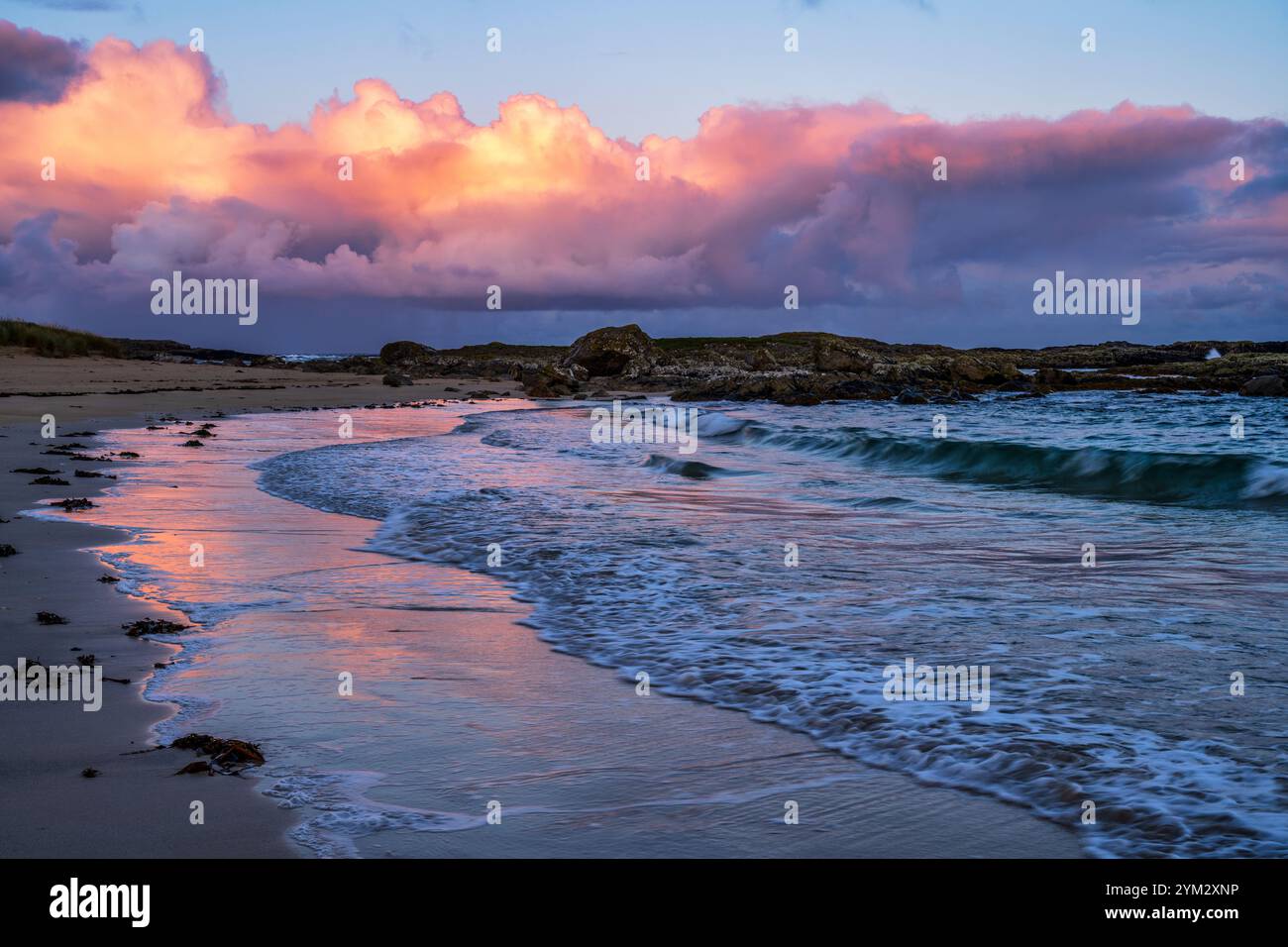 Dawn at Torastan beach (Traigh Gharbh) on west coast of Isle of Coll ...