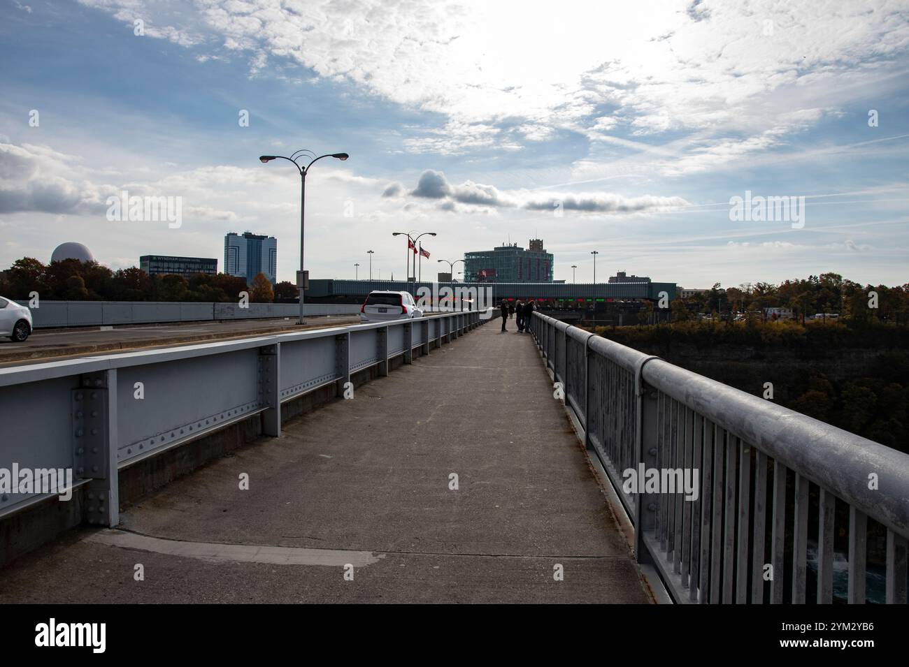 View of US Customs in New York USA on the Rainbow Bridge from Niagara ...