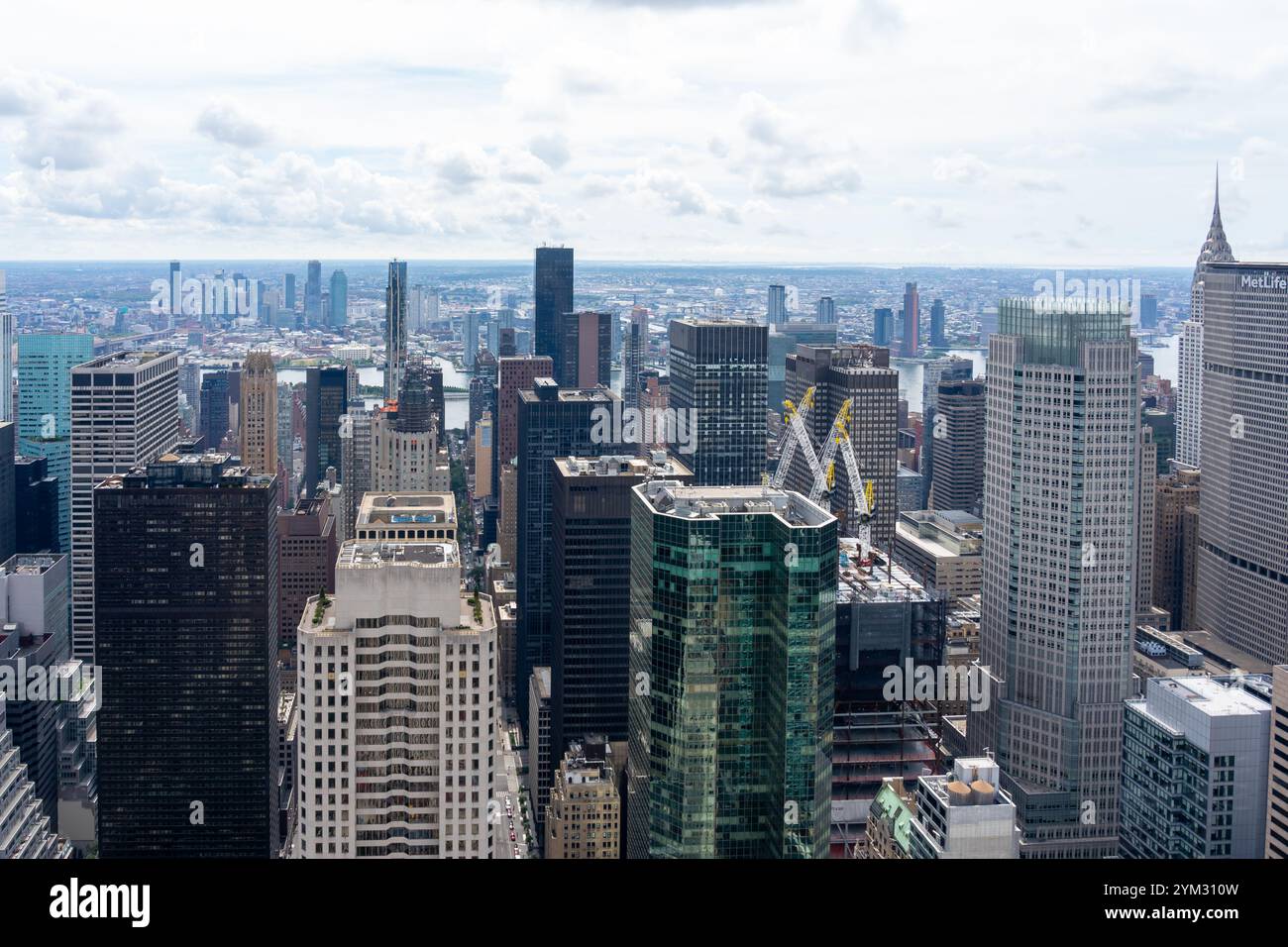 Manhattan skyline view from the observatory on a top of the building in ...