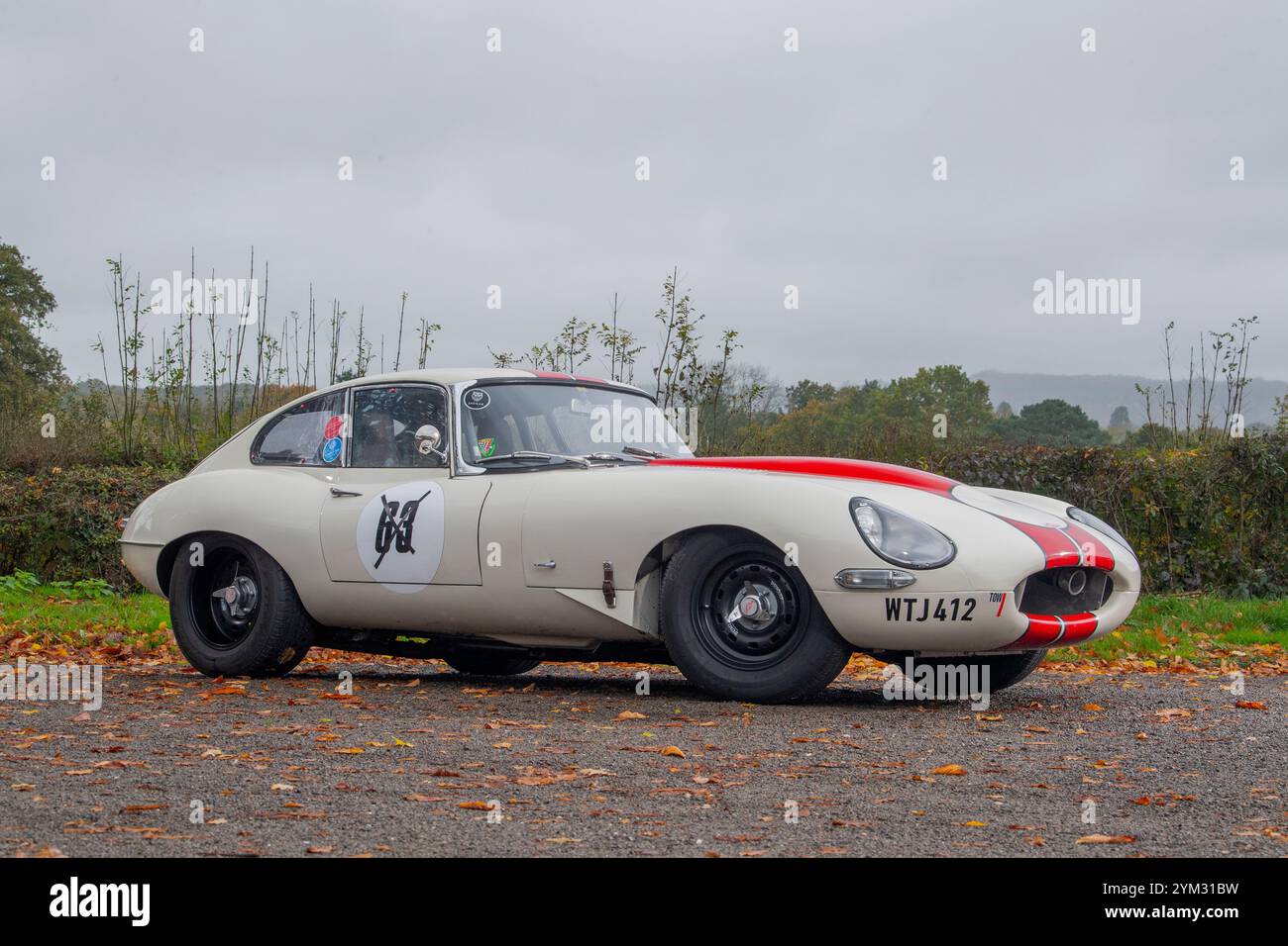 Mark 2 jaguar racing hi-res stock photography and images - Alamy