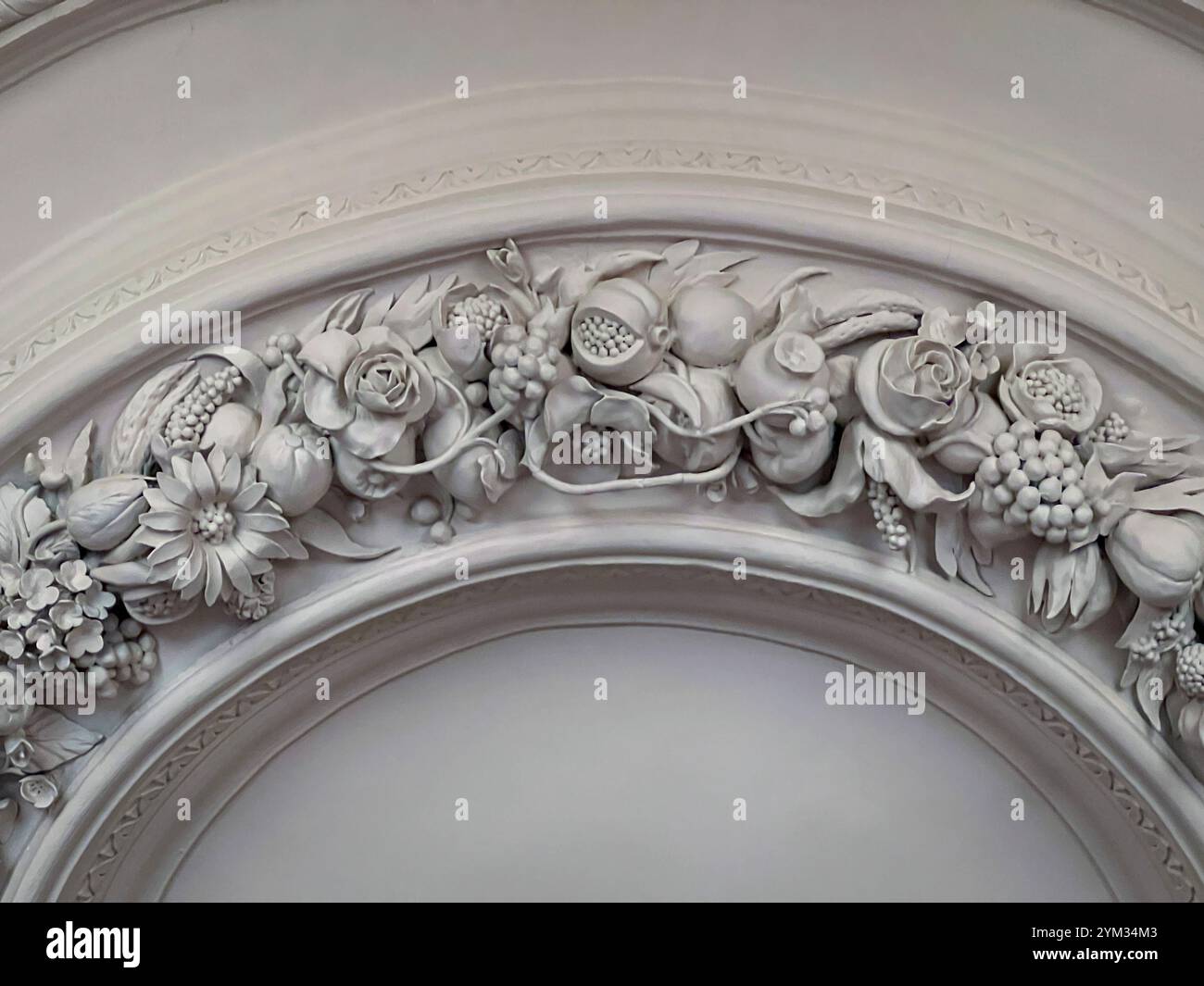 Baroque fruit artwork hi-res stock photography and images - Alamy