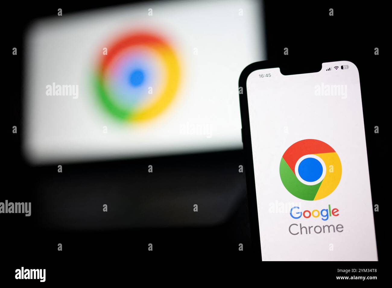 Illustration Google Chrome logo in Paris, on November 20, 2024. Alphabet Inc.'s Google might ...