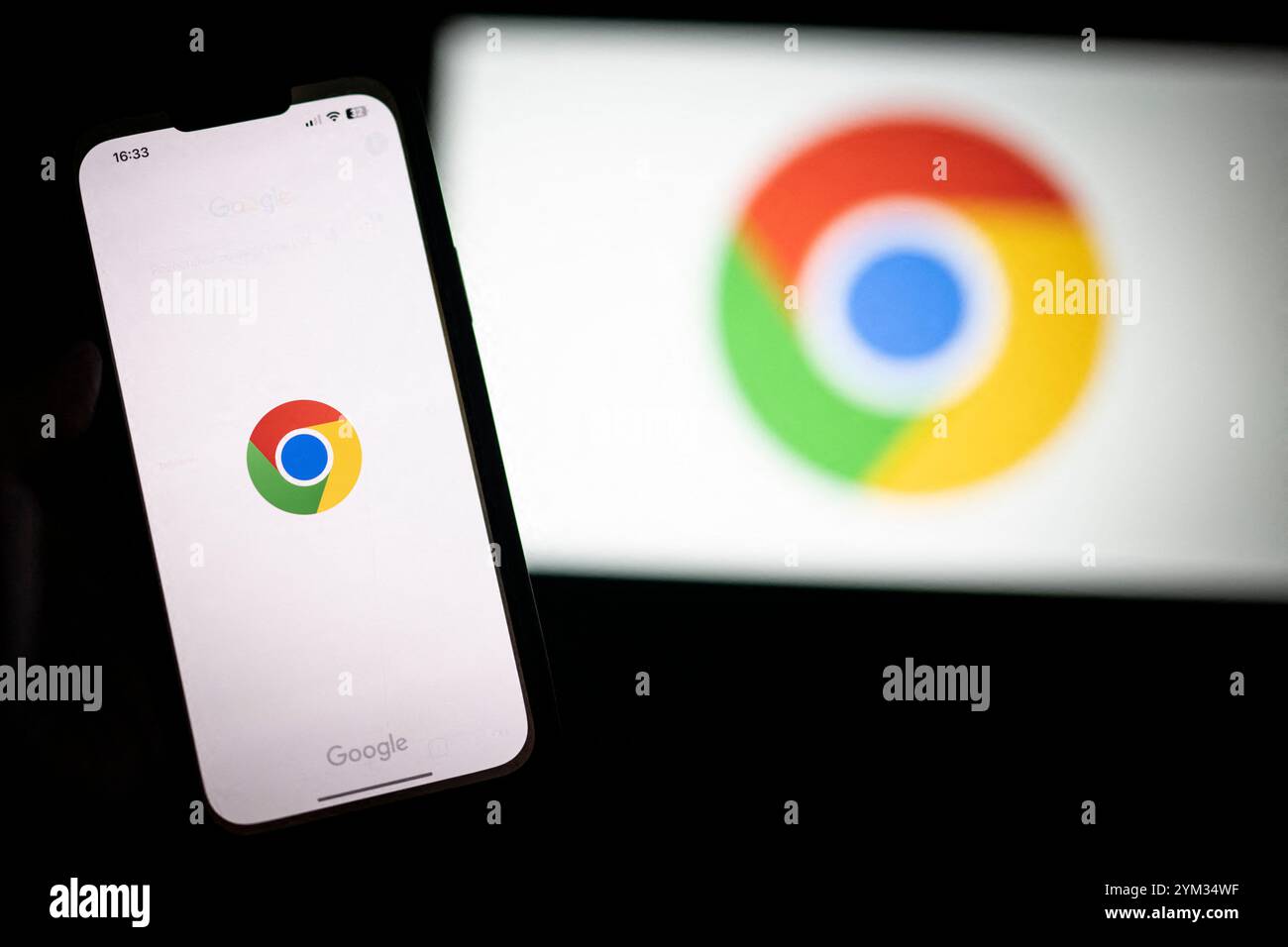 Illustration Google Chrome logo in Paris, on November 20, 2024 ...