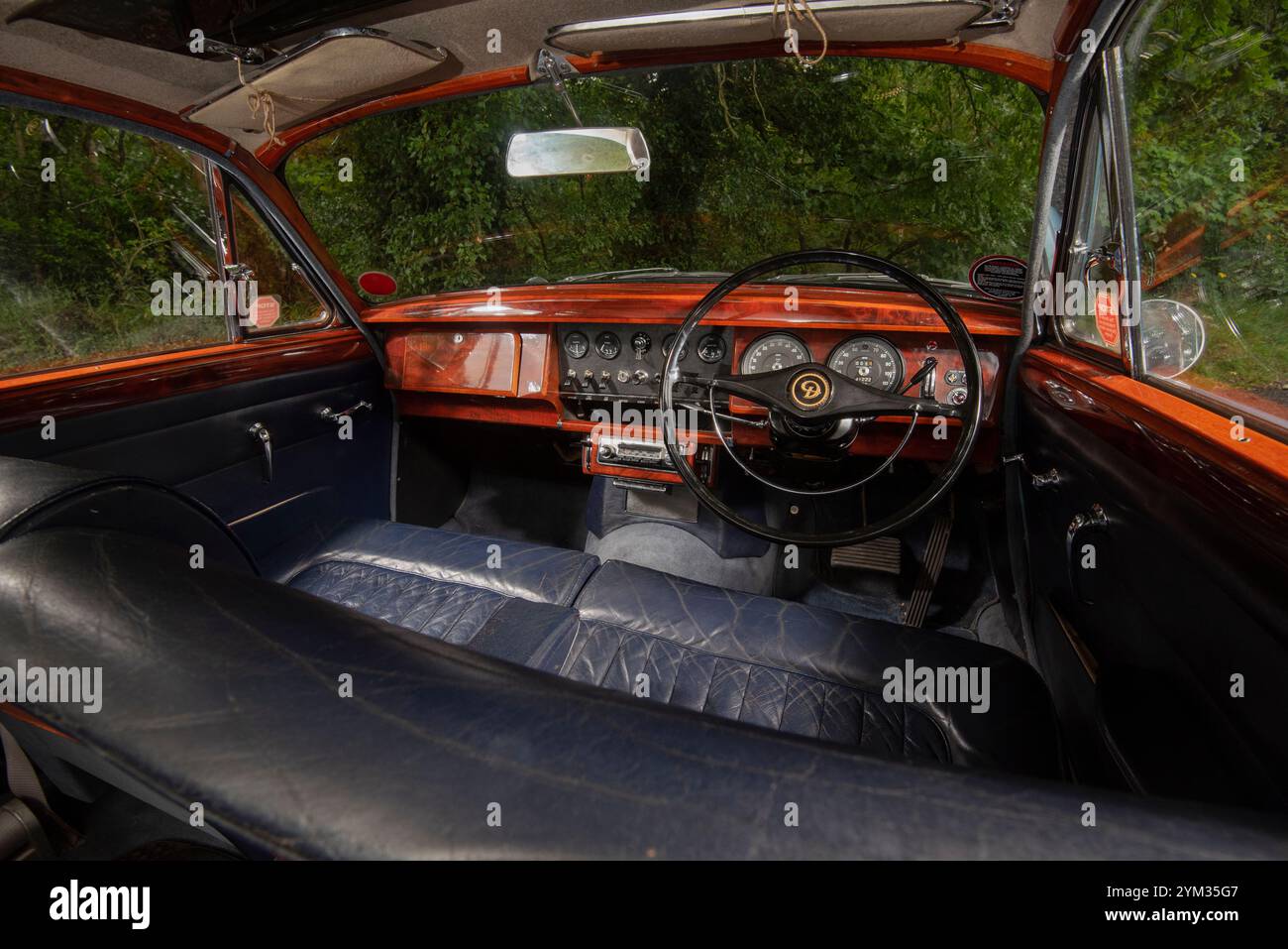 1967 Daimler 340 V8 British classic car Stock Photo - Alamy