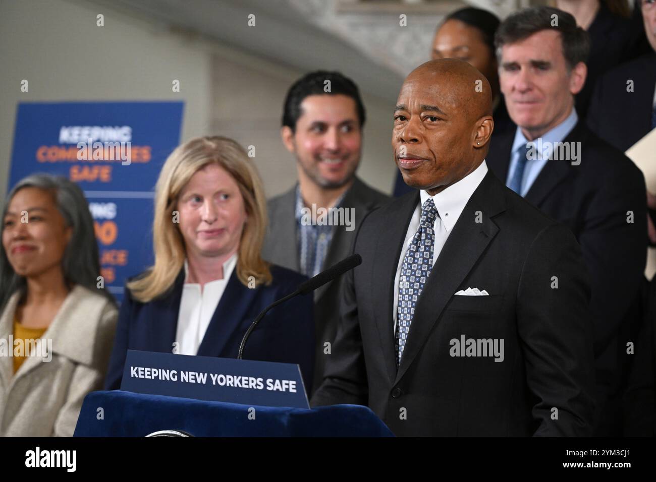 Photo by: NDZ/STAR MAX/IPx 2024 11/20/24 New York City Mayor Eric Adams ...