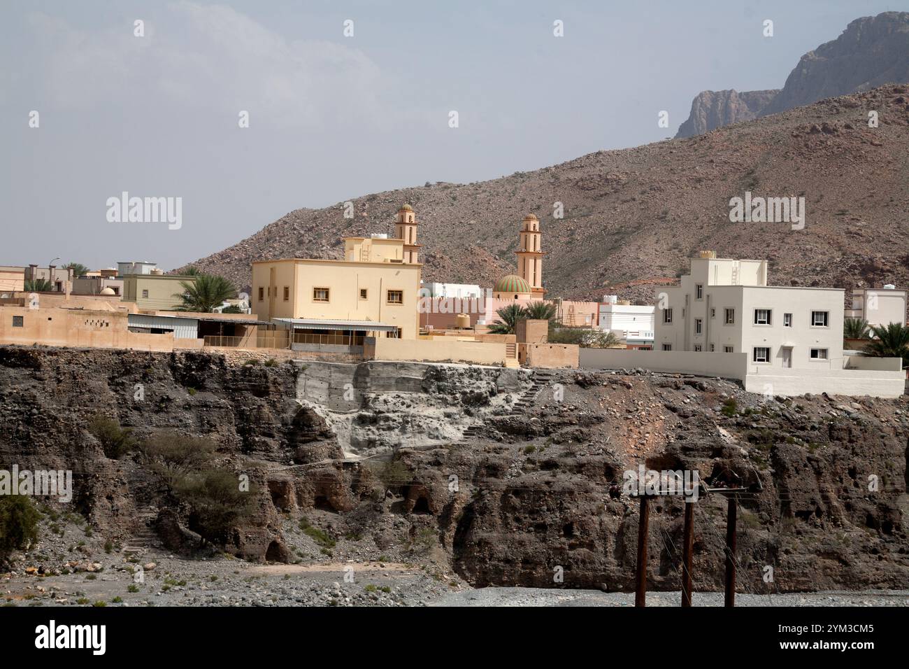 wadi ghul hajar mountains al hamra oman middle east Stock Photo - Alamy