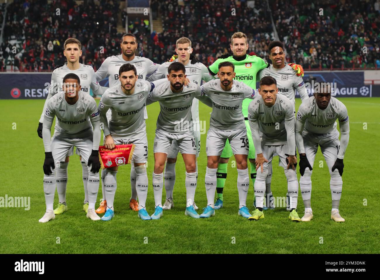 The players of FC Bayer 04 Leverkusen pose for team photo before the ...
