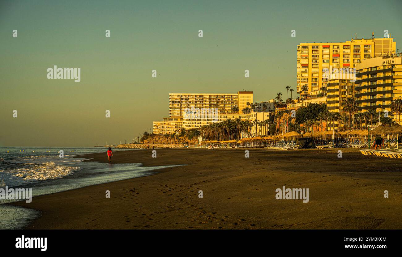 Playa el bajondillo torremolinos hi-res stock photography and images ...