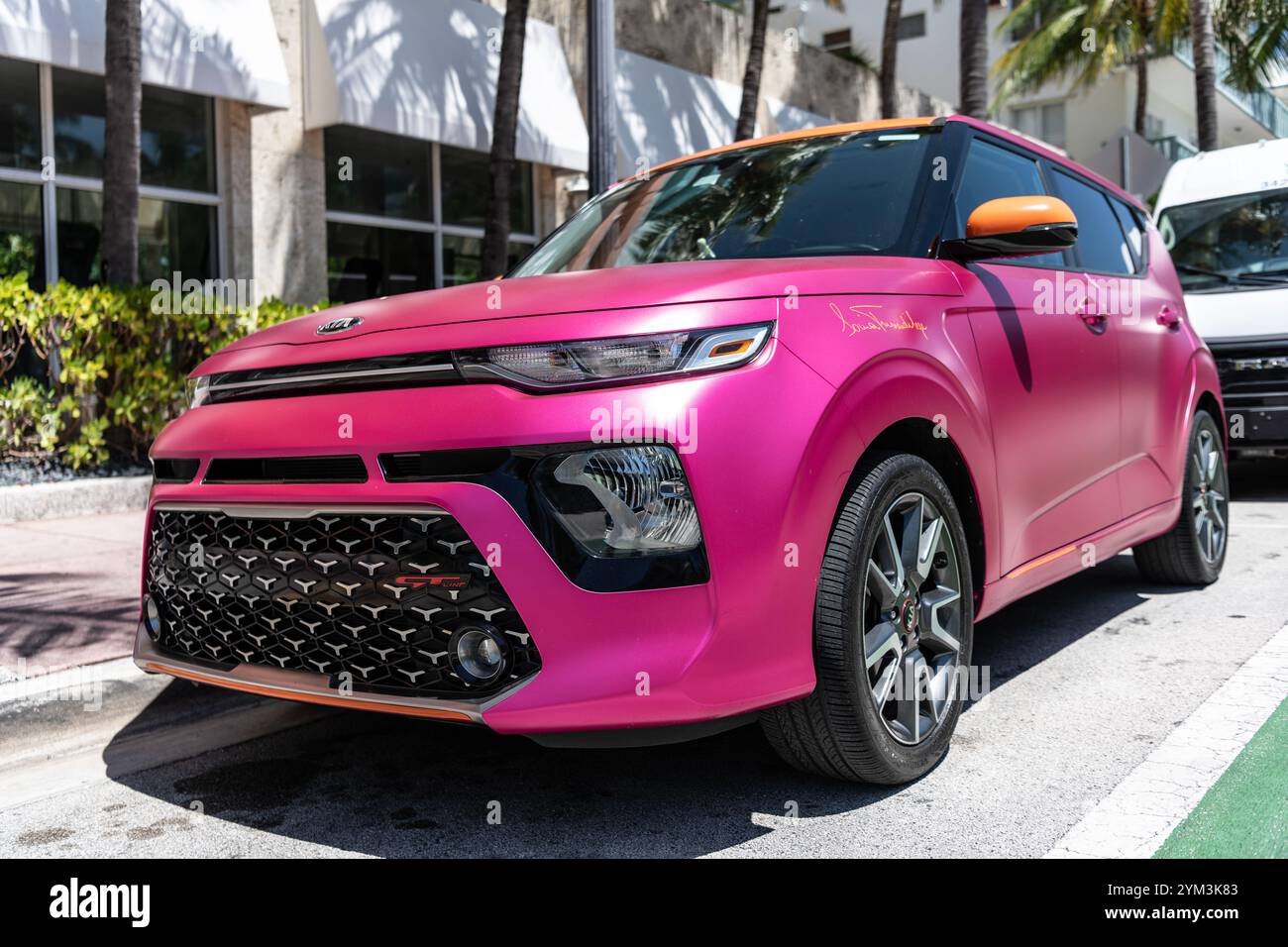 Miami Beach, Florida USA - June 5, 2024: Kia soul pink in ocean drive ...