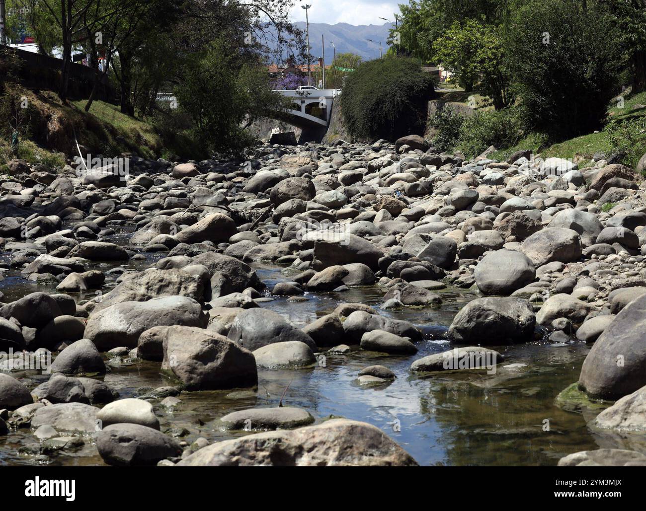 RIO TOMEBAMBA BASIN ESTIAJE Cuenca,Ecuador November 20, 2024 The ...