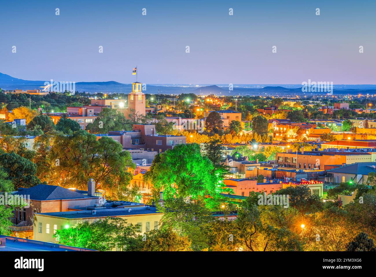 Santa Fe, New Mexico, USA downtown skyline at dusk Stock Photo - Alamy