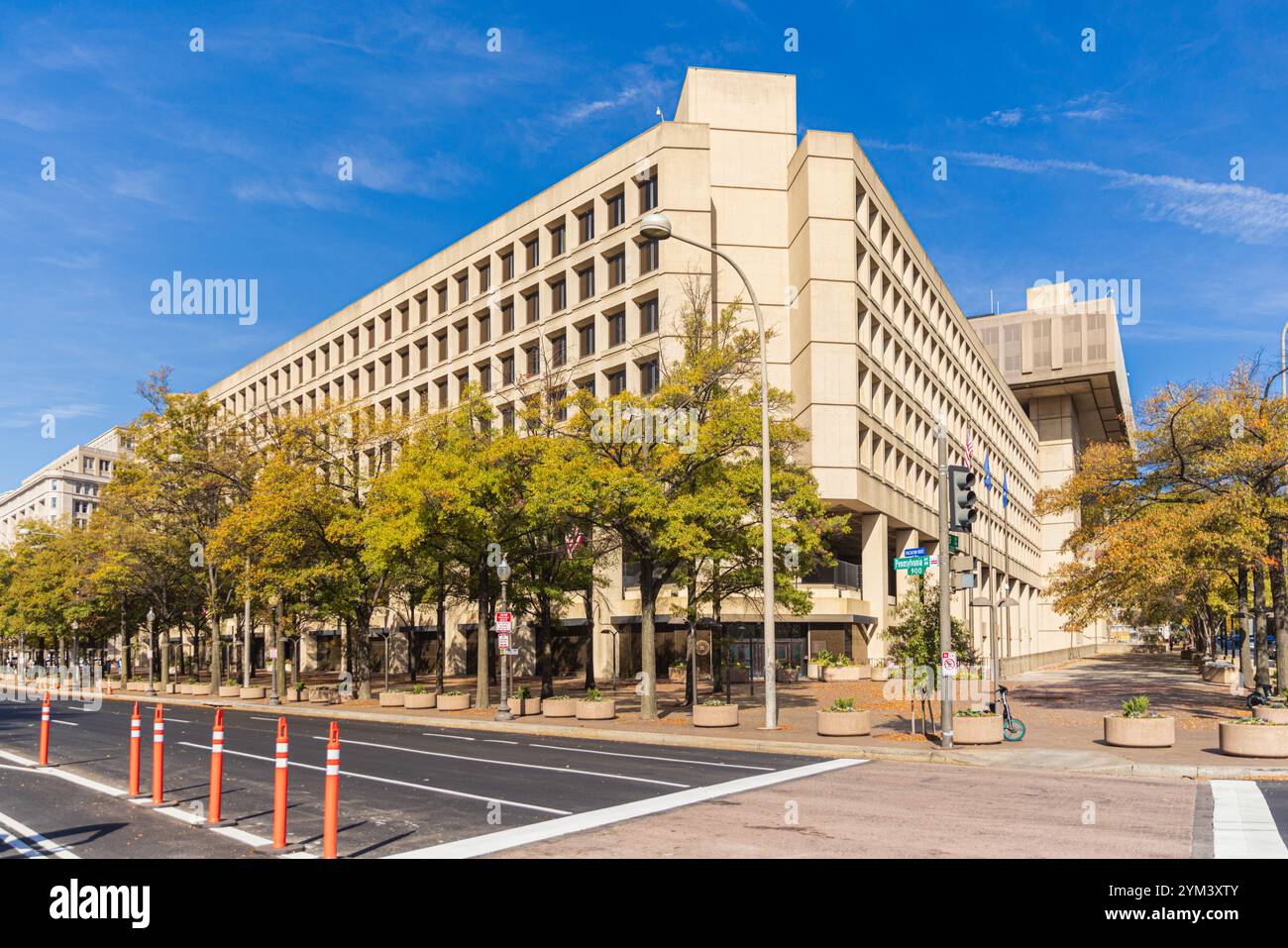 WASHINGTON DC, USA - NOVEMBER, 17, 2024: The J. Edgar Hoover FBI ...