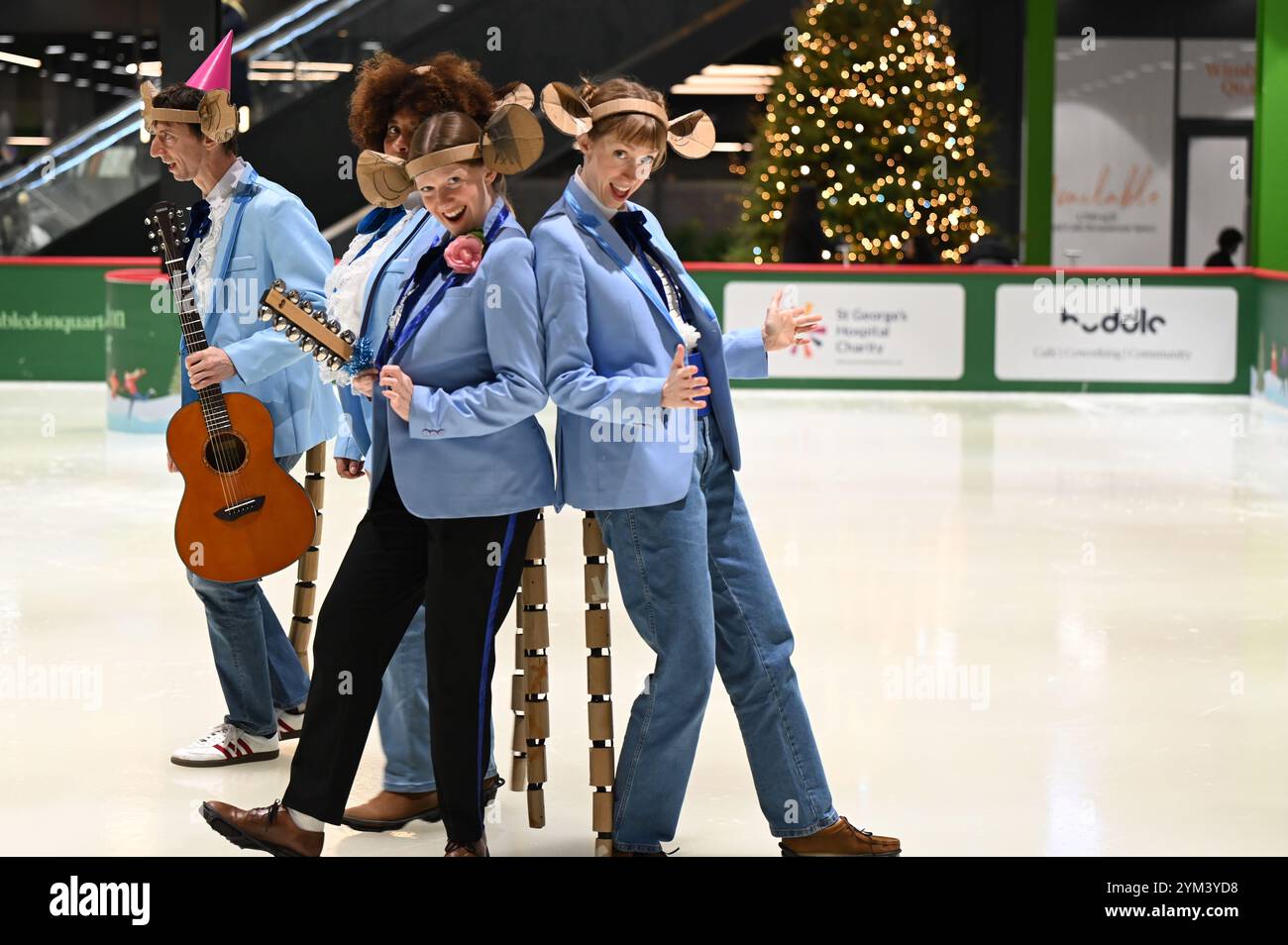 THE CAST OF POLKA THEATRE’S FESTIVE SHOW THE NUTCRACKER IN COSTUME ON ...