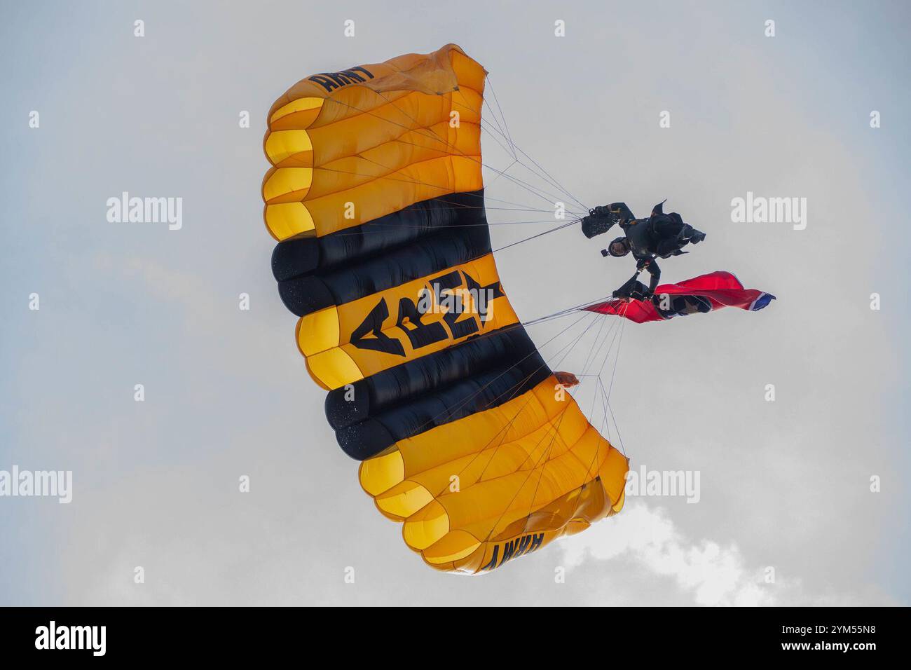 FORT CAMPBELL, KY - On Sunday, Nov. 17, the NFL's Tennessee Titans ...