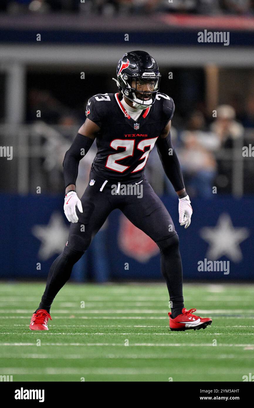 Houston Texans safety Eric Murray (23) drops into coverage during an ...